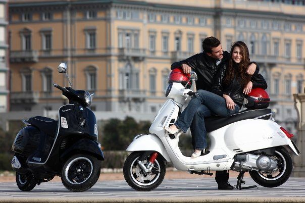 Vespa unveiled the 2023 Vespa GTS, Available in 4 variants